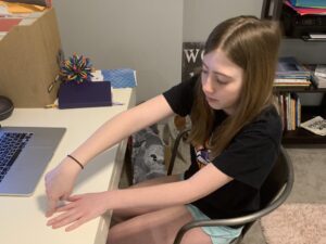 Recognize Resiliency with Hand Tracing - movemindfully